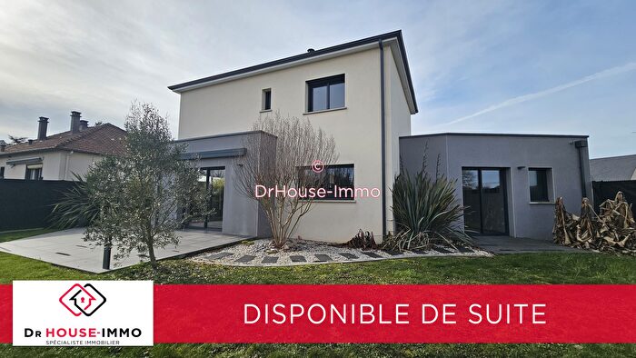 Maison à vendre - Savigné-lévêque - 6 pièces - 4 chambres