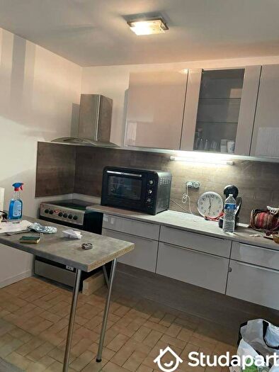 Appartement à louer - Nesles Nord, Champs-sur-Marne - 1 pièce - 3 chambres