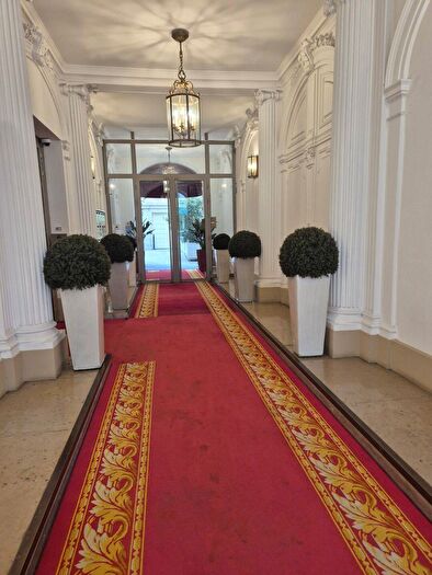 Appartement à louer - Triangle dOr, Paris ème arrondissement - 3 pièces - 2 chambres