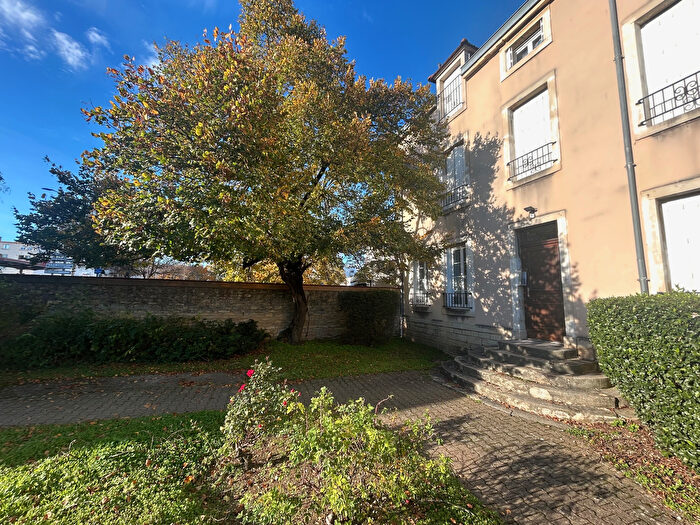 Appartement 1 pièce à louer à Dijon, Les Péjoces