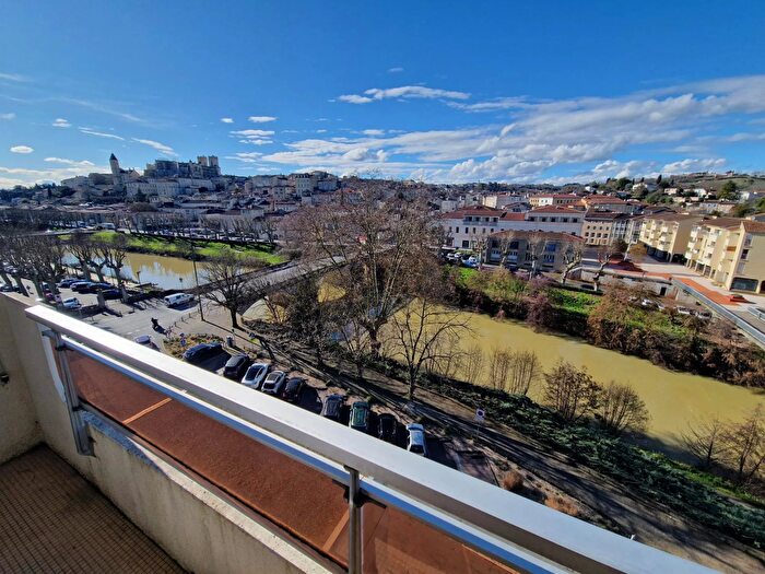 Appartement à louer - Auch, Faubourgs - 4 pièces - 3 chambres
