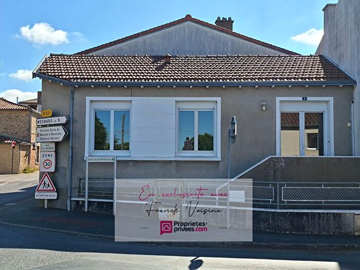 Maison 8 pièces à vendre à Beaurepaire