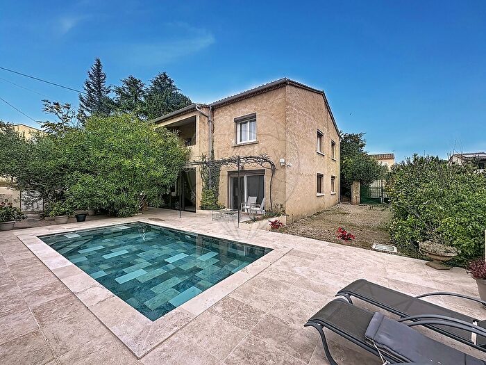 Maison à vendre - Bagnols-sur-Cèze, Les Escanaux - 8 pièces - 5 chambres