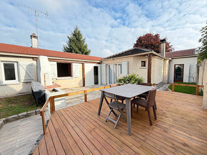 Maison à vendre - Mitry-Mory - 6 pièces - 4 chambres