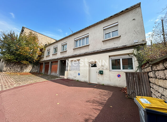 Issy-les-Moulineaux, Les Epinettes, Le Fort, Les Hauts d'Issy : Appartement 4 pièces à vendre