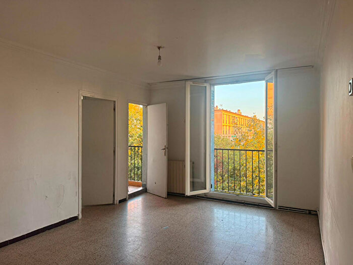 Marseille 14ème, Saint-Barthélémy : Appartement 3 pièces à louer