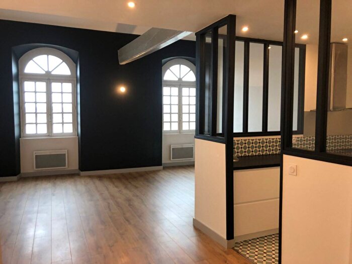 Appartement à louer - Centre ville, Bordeaux - 4 pièces - 3 chambres