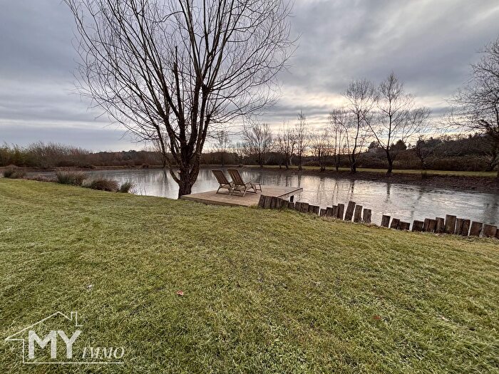 Maison à vendre - Villefranche-de-Lonchat - 5 pièces - 3 chambres
