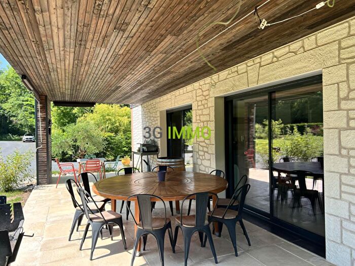 Maison à vendre - Fleury-sur-Loire - 5 pièces - 3 chambres