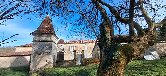 Maison à vendre - Champeaux-et-la-Chapelle-Pommier - 7 pièces - 5 chambres