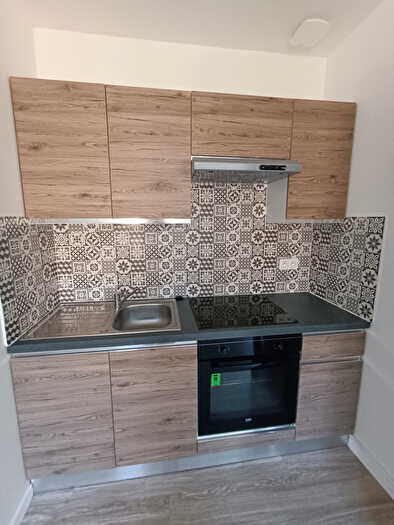 Appartement à louer - Vierzon, Centre-ville - 2 pièces - 1 chambre