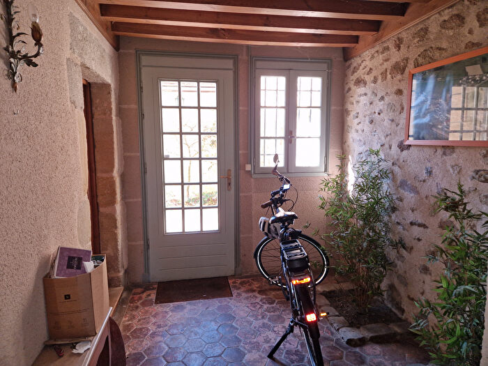 Maison à vendre - Autun, Centre-ville - 12 pièces - 6 chambres