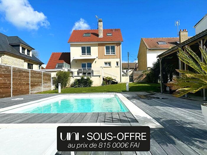 Maison à vendre - Ouistreham - 6 pièces - 5 chambres