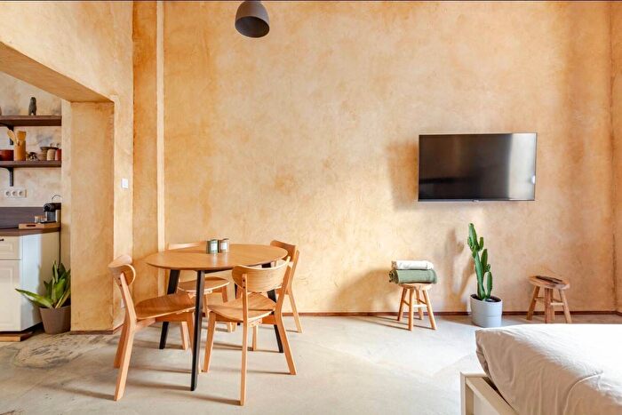 Poincare Est, Strasbourg - Appartement 1 pièce à louer