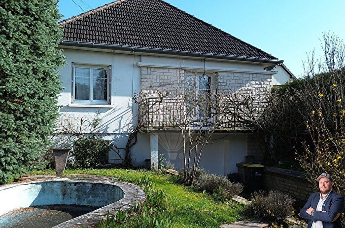 Maison à vendre - Coulanges-lès-Nevers - 9 pièces - 5 chambres