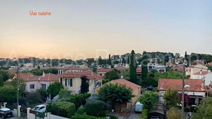 Appartement 3 pièces à Sanary-sur-Mer, Centre-ville, Port, à vendre