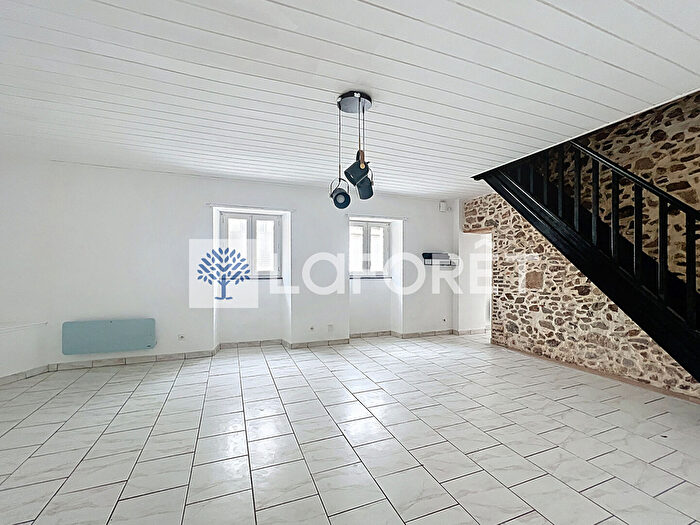 Maison 3 pièces à louer à Bressuire, Breuil-Chaussée