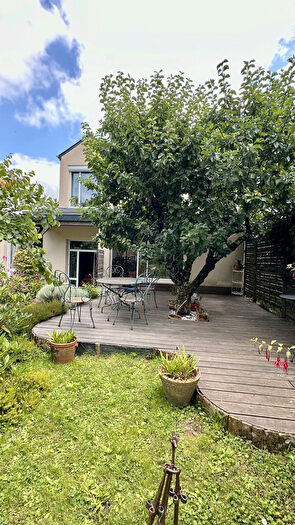 Maisons à vendre et appartements à louer - 1