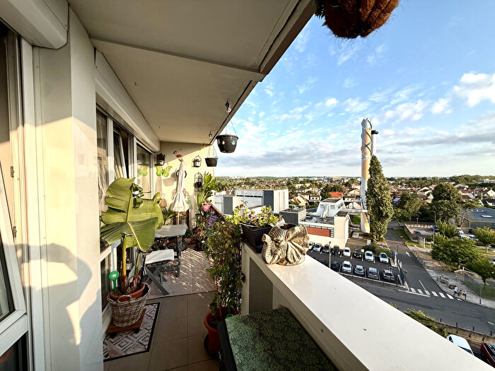 Appartement à vendre - Sevran, Rougemont, Charcot - 4 pièces - 3 chambres