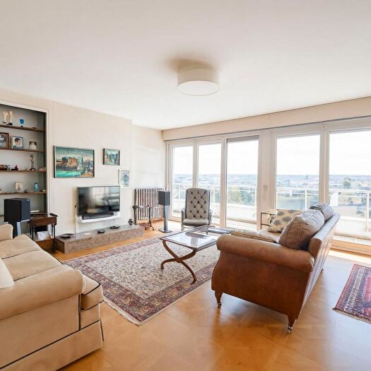 Appartement à vendre - Noisy-le-Roi - 6 pièces - 5 chambres