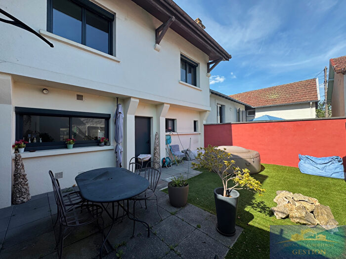 Maison à louer - Tarbes, Ormeau, Figarol - 4 pièces - 3 chambres