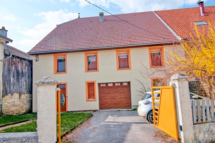 Maison à vendre - Goux-les-Usiers - 7 pièces - 5 chambres