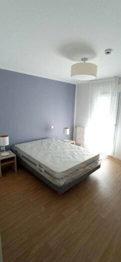 Appartement à louer - Centre Ville Nord, Rochefort - 1 pièce