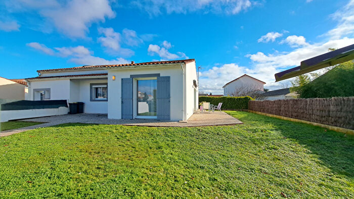 Maison à vendre - Saint-Palais-sur-Mer - 4 pièces - 3 chambres