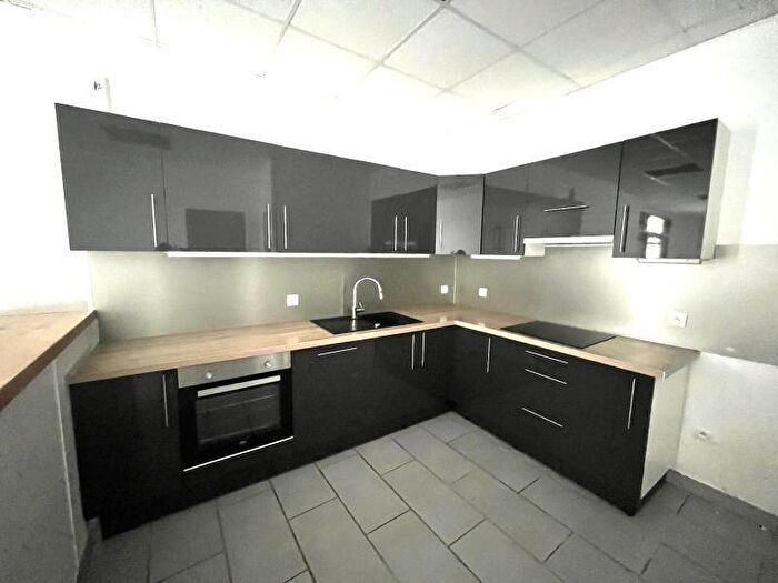 Appartement 4 pièces à Lachassagne, à louer