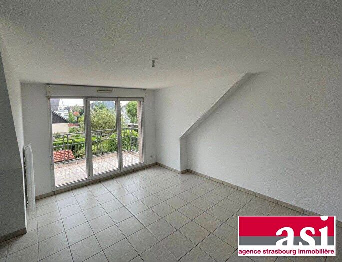 Appartement à louer - Centre, Ostwald - 3 pièces - 2 chambres