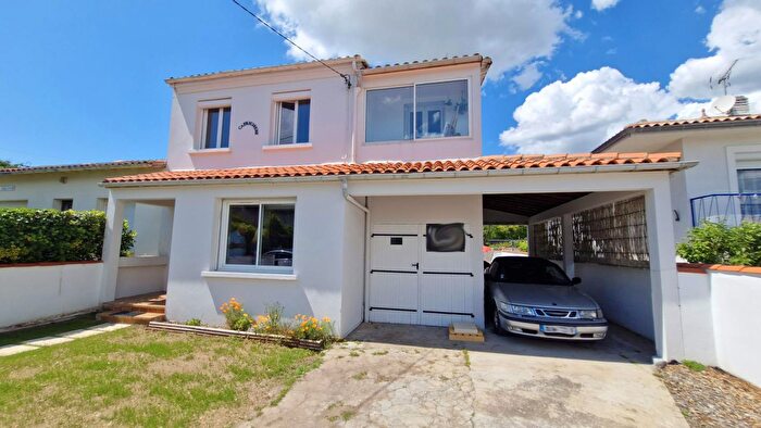 Maison à vendre - Saint-Georges-de-Didonne - 5 pièces - 4 chambres