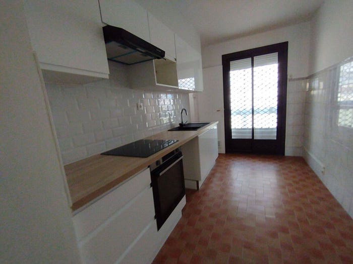 Appartement 3 pièces à Saint Just, Marseille 13ème arrondissement, à louer
