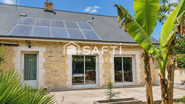 Saint-Pierre-la-Cour : Maison 5 pièces à vendre
