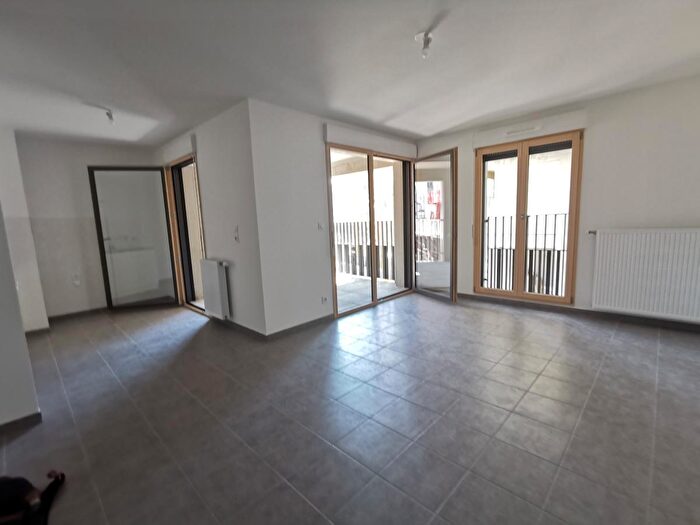 Appartement 3 pièces à Lyon 7ème, Gerland, à louer