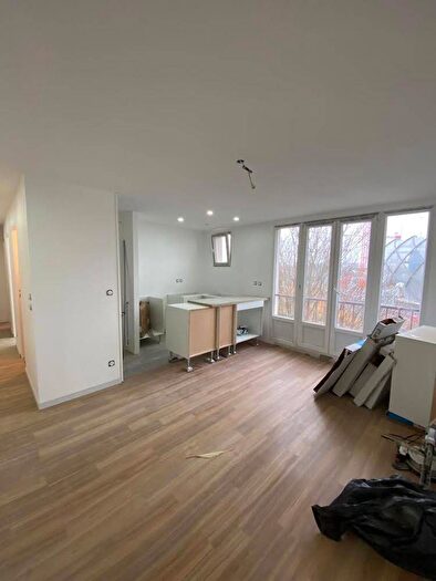 Appartement à louer - Waldeck Rochet-Quinet Cachin, La Courneuve - 4 pièces - 3 chambres