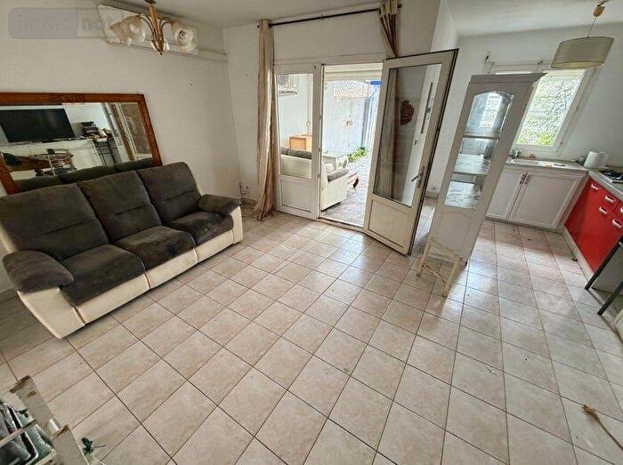 Saint-Denis, Bois de Nèfles, Sainte-Clotilde - Maison 4 pièces à vendre