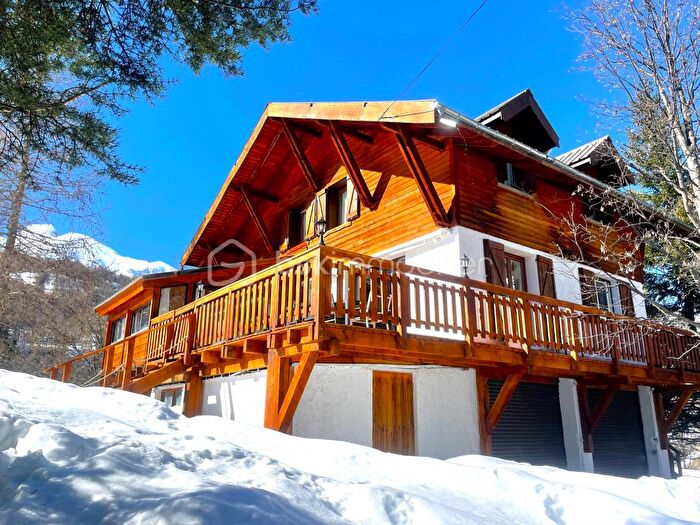 Maison à vendre - Allos - 5 pièces - 3 chambres