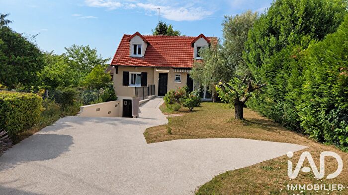 Maison 5 pièces à vendre à Le Mée-sur-Seine, Le Village
