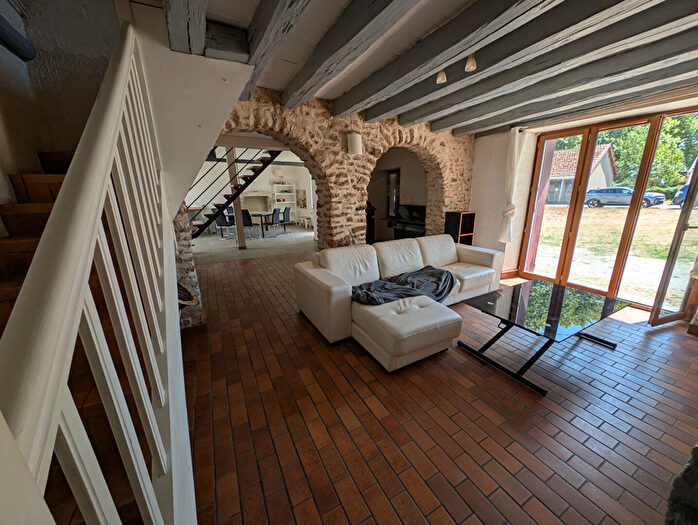 Maison 7 pièces à louer - Vasselay