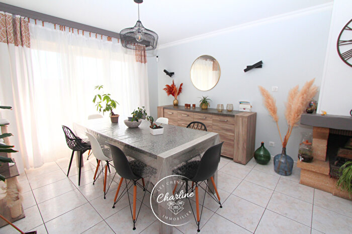 Maison à vendre - Sainte-Marie-aux-Chênes - 6 pièces - 3 chambres