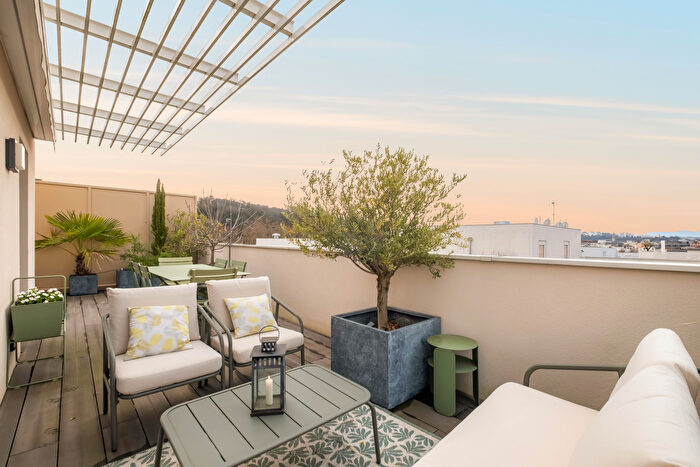 Appartement à vendre - Lyon e , Vaise, Rochecardon - 3 pièces - 2 chambres