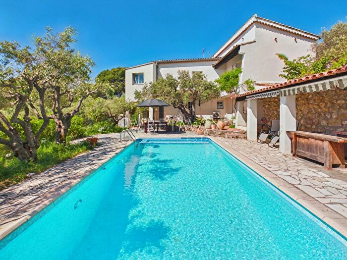 Draguignan, Cante Perdrix, Le Peyrard, La Calade : Maison 9 pièces à vendre