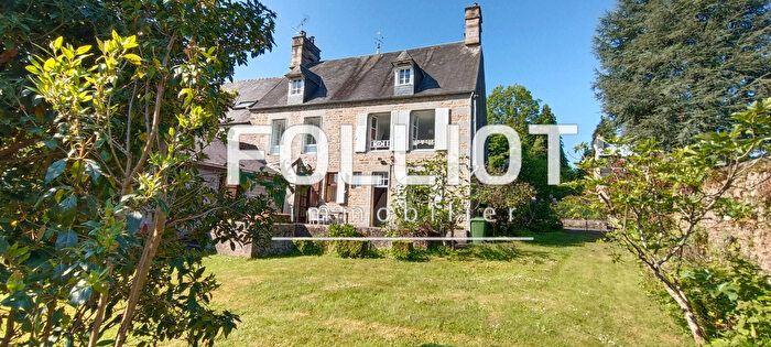 Maison à vendre - Villedieu-les-Poêles - 8 pièces - 6 chambres