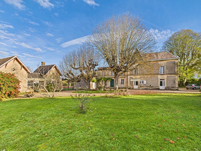 Maison à vendre - Saint-Émilion - 13 pièces - 9 chambres