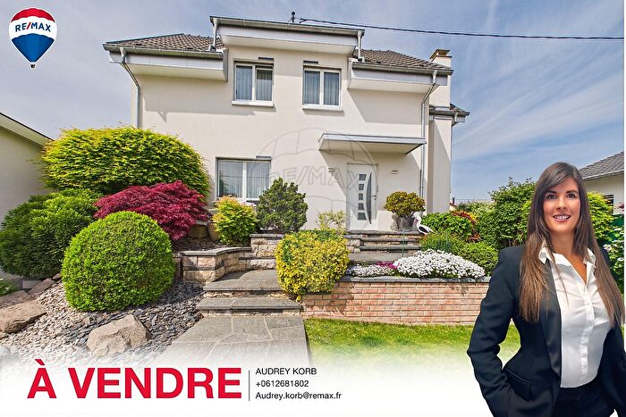 Maison à vendre - Blotzheim - 7 pièces - 5 chambres