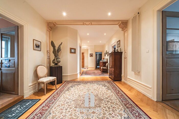 Appartement à vendre - Strasbourg, Centre-ville, Mairie - 6 pièces - 4 chambres