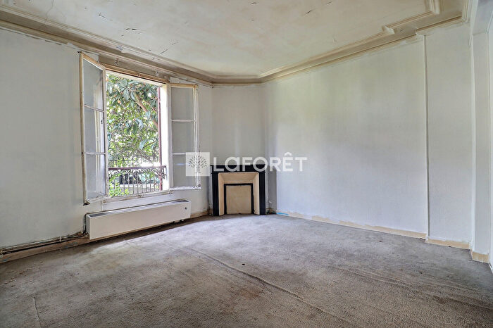 Vitry-sur-Seine, Port à l'Anglais, Zone d'activité : Appartement 2 pièces à vendre