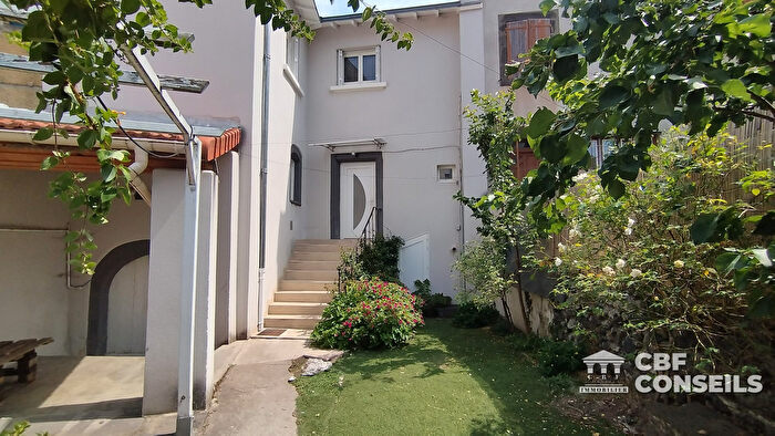 Maison à vendre - Blanzat - 4 pièces - 2 chambres