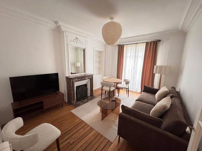 Appartement 3 pièces à Batignolles-Cardinet, Paris 17ème arrondissement, à louer