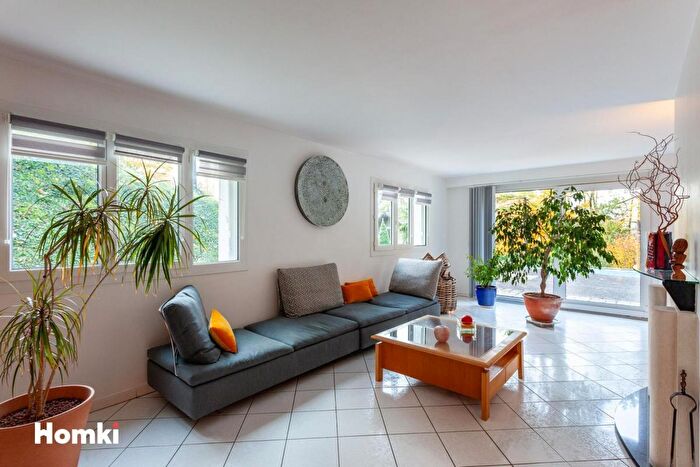 Voiron - Maison 8 pièces à vendre